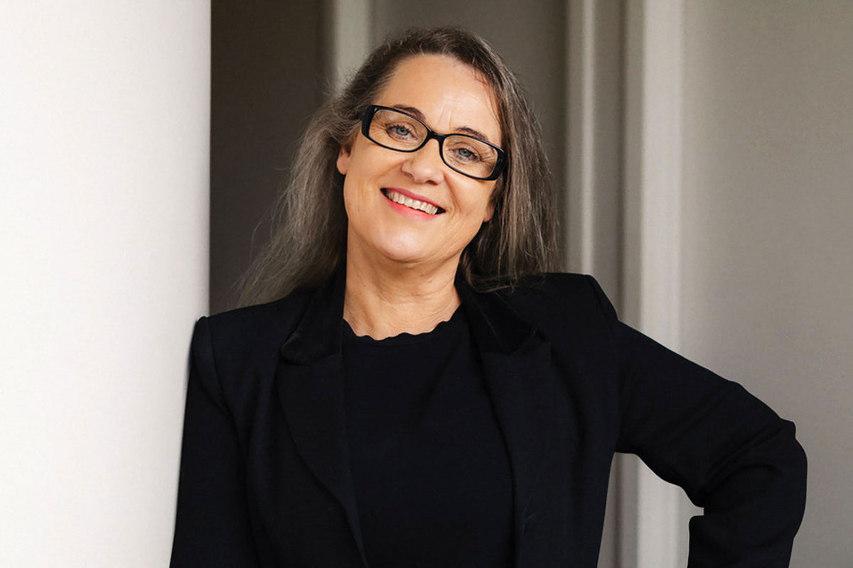 David Hartnell: One Minute Interview with Louise Oliver – Ponsonby News